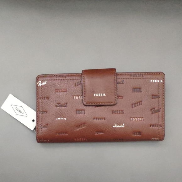 Fossil | Bags | Fossil Logan Rfid Bifold Leather Wallet | Poshmark
